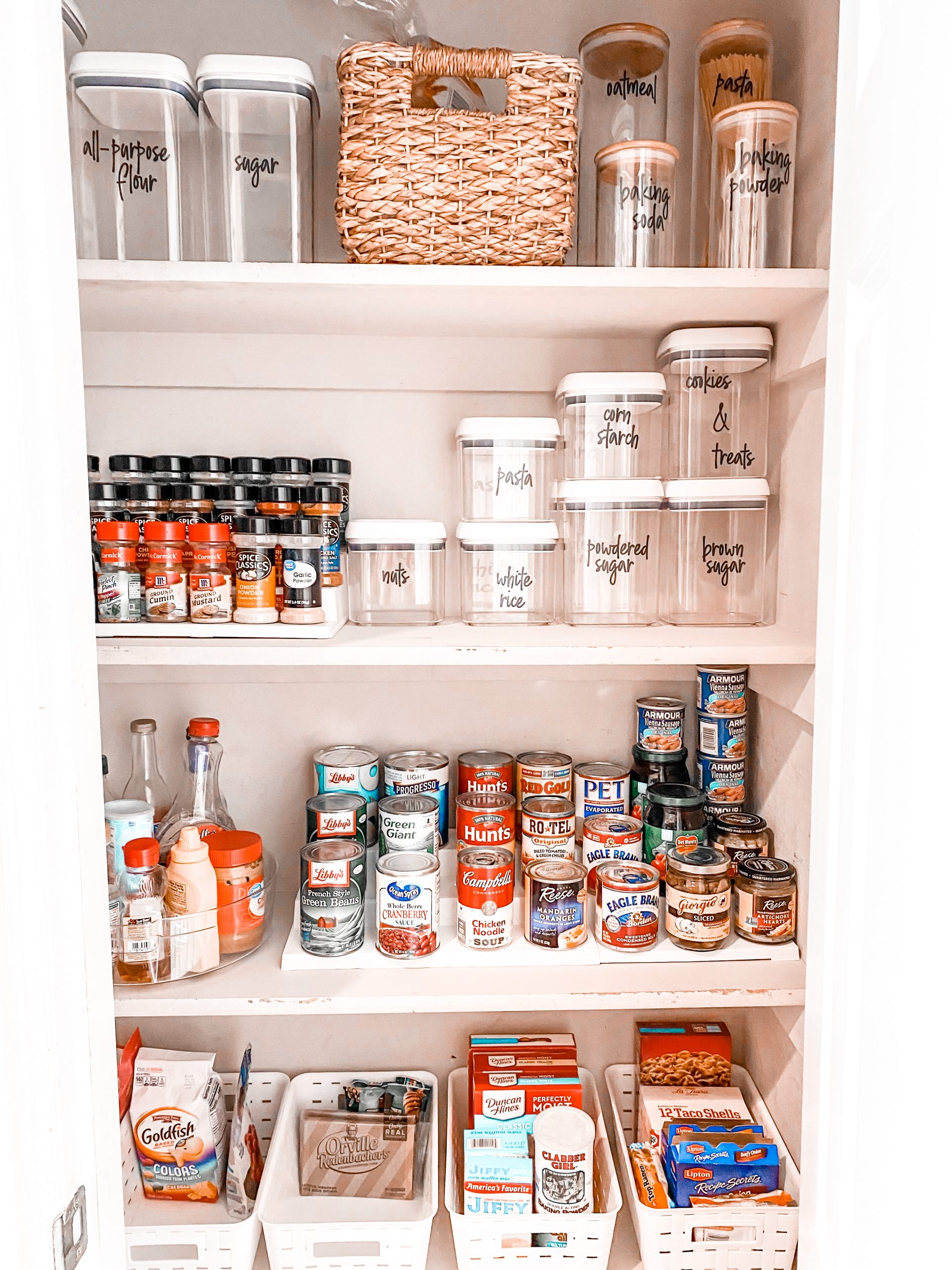 Three Simple Systems To Maximize A Small Pantry Daniele Mineck
